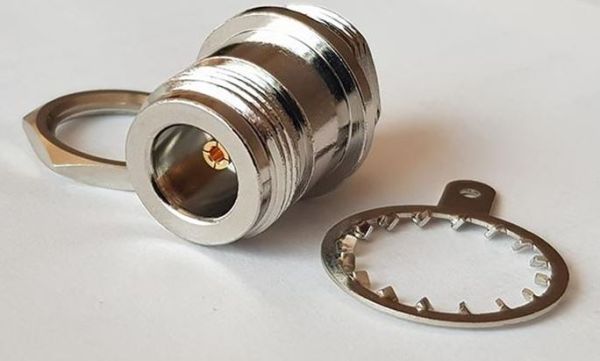 M&P Panel Mount (Round) - N Female